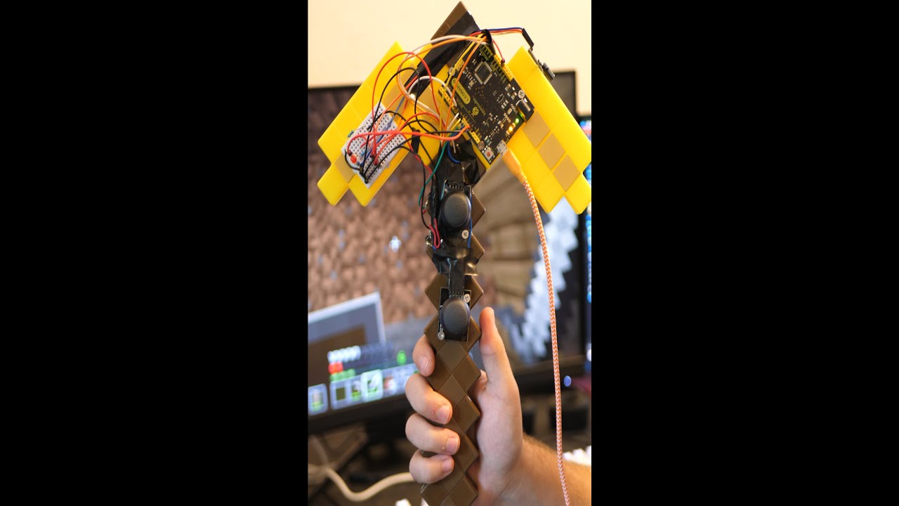 Built an AWESOME MINECRAFT Controller - Minecraft videos