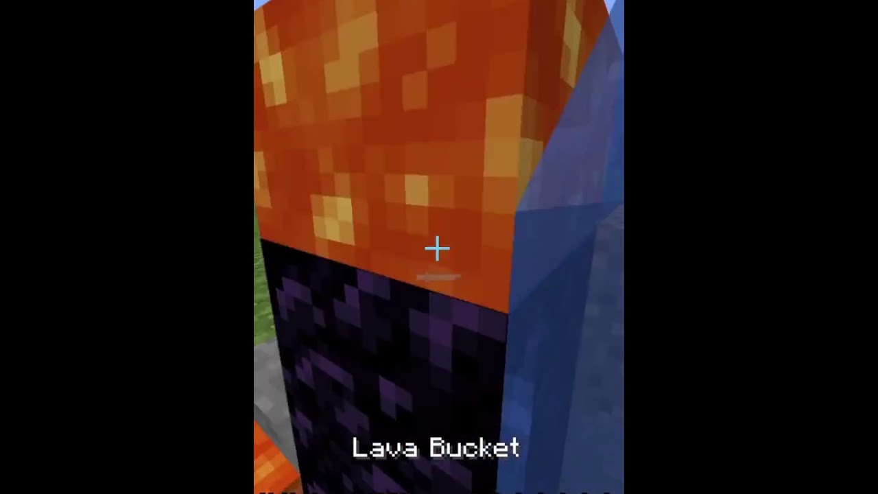 Minecraft Speedrunner vs normal player (portal building) #Shorts ...