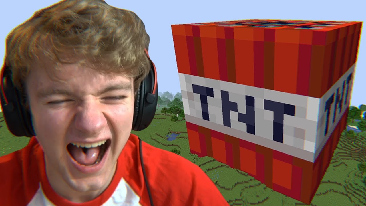 Minecraft’s Colossal TNT Mod Is Stupidly Funny - Minecraft videos