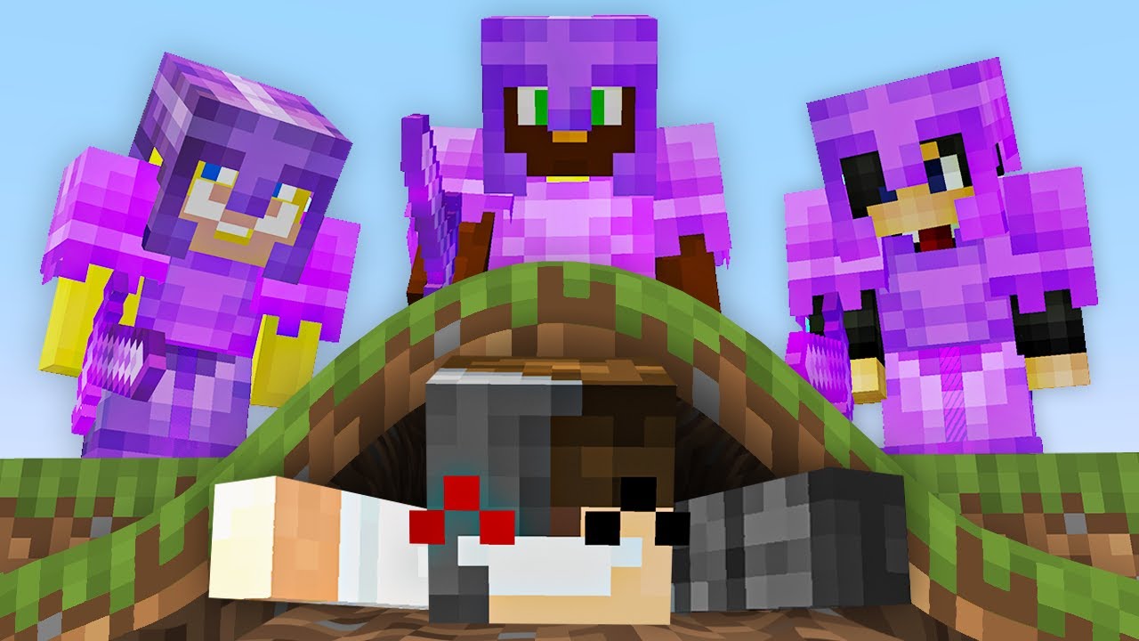Secretly Cheating in a Minecraft Manhunt - Minecraft videos