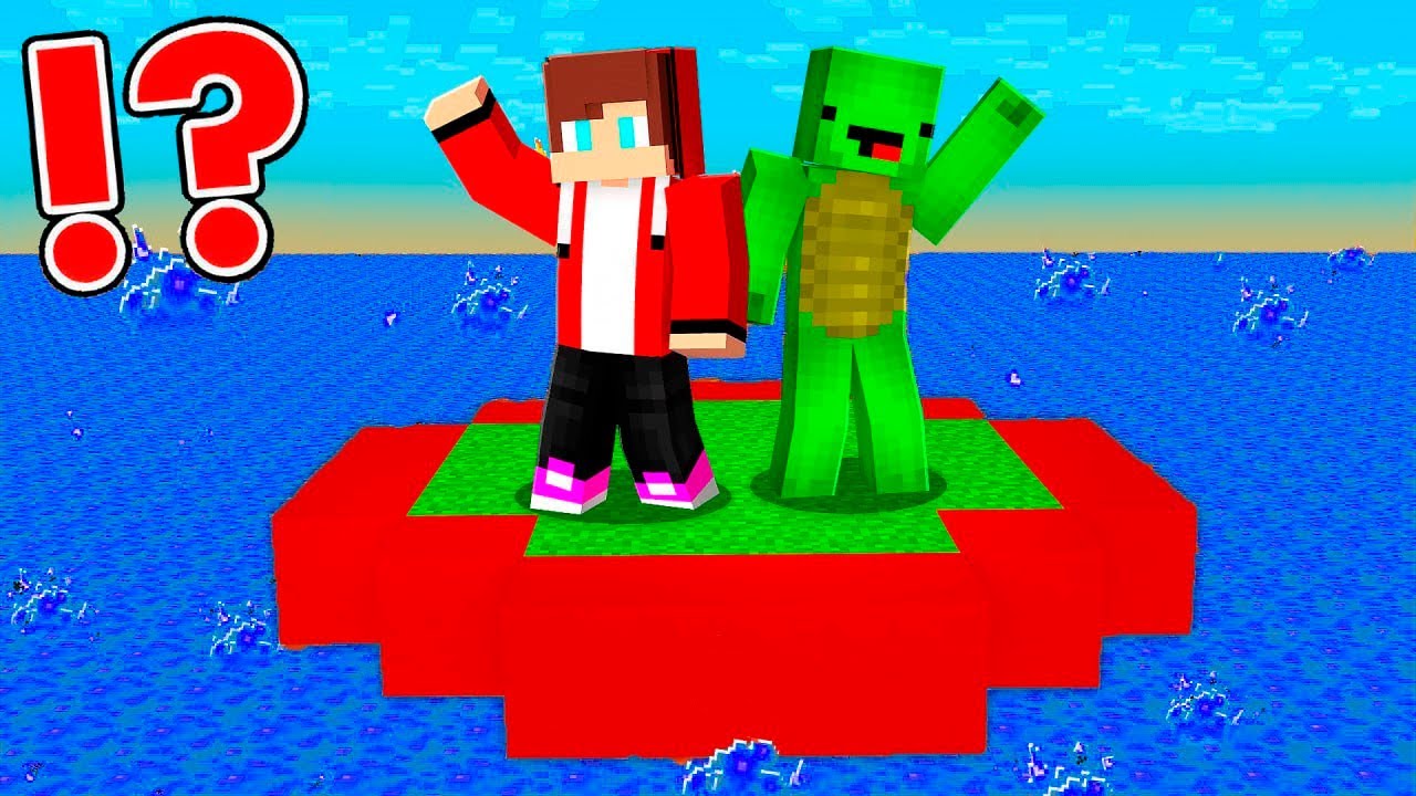 MIKEY And JJ SURVIVE In A CIRCLE Surrounded By WATER In Minecraft - Maizen - Minecraft videos