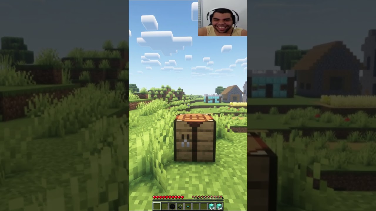 Millionaire Villager Tries to Scam ME! #minecraft #shots - Minecraft videos