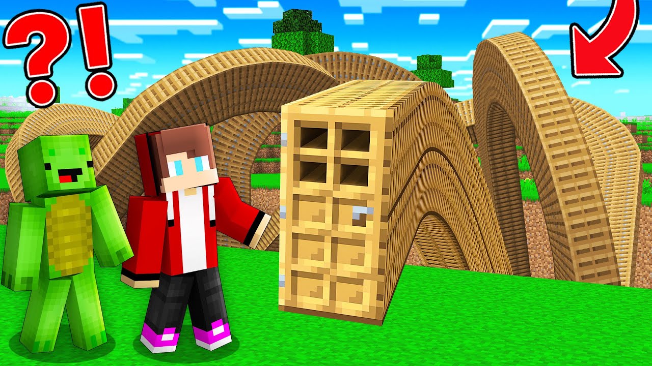 JJ and Mikey Found The LONGEST CURSED DOOR in Minecraft Maizen! - Minecraft videos