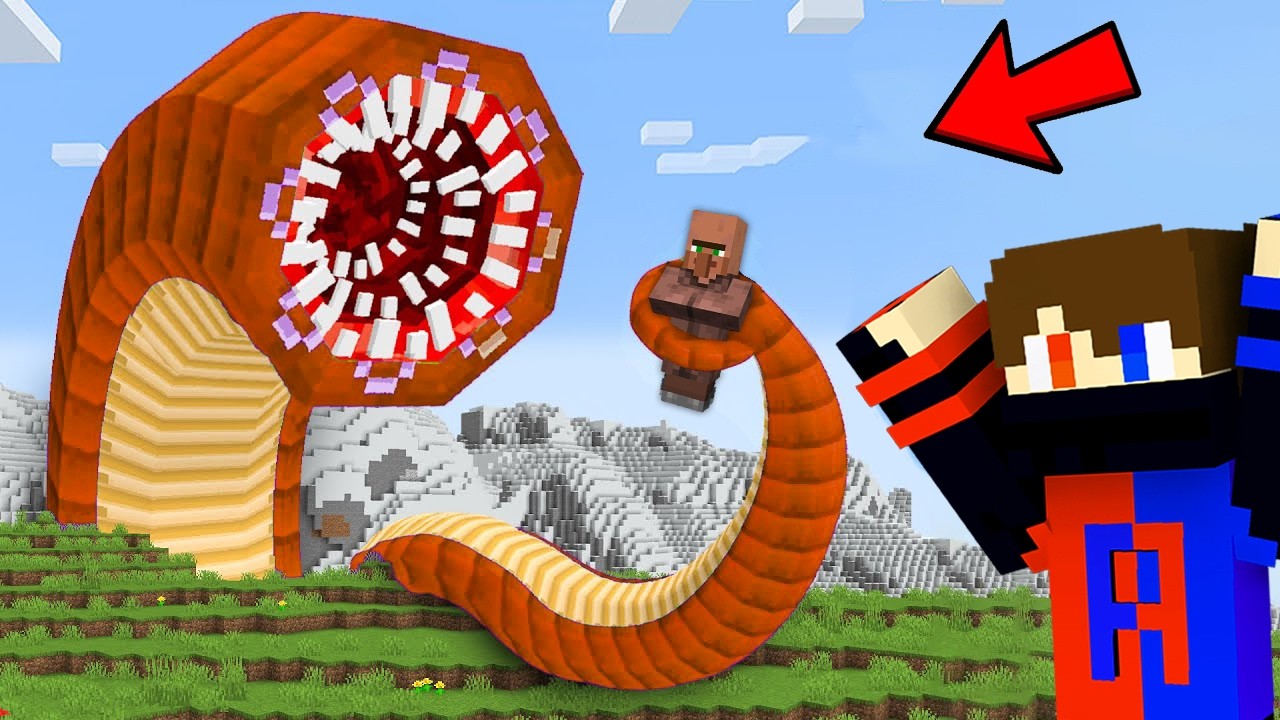 I Became a Giant Worm To Troll Villager in Minecraft - Minecraft videos